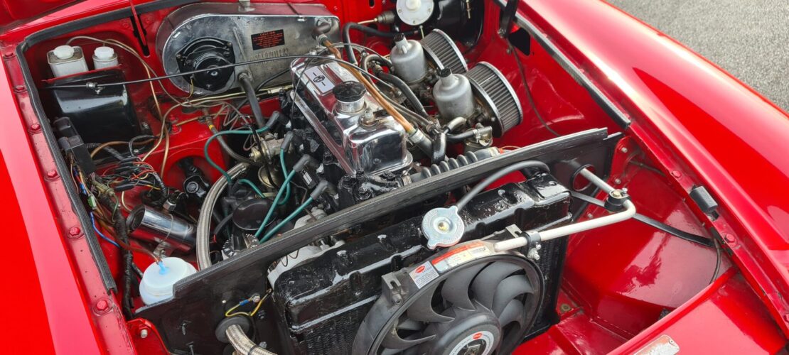 MGB Roadster 1971 Former Glory MGB Roadster 1971 Former Glory