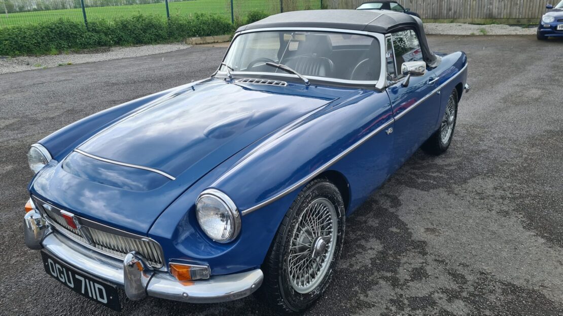 MGB V8 Roadster, Heritage Shell, 1966 - Former Glory