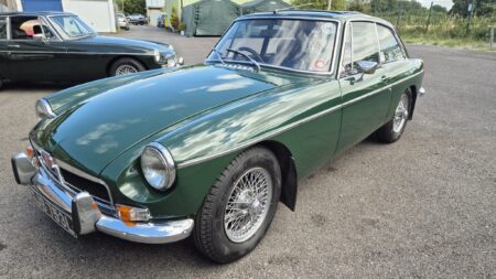 Welcome to Former Glory - Classic MG Sales